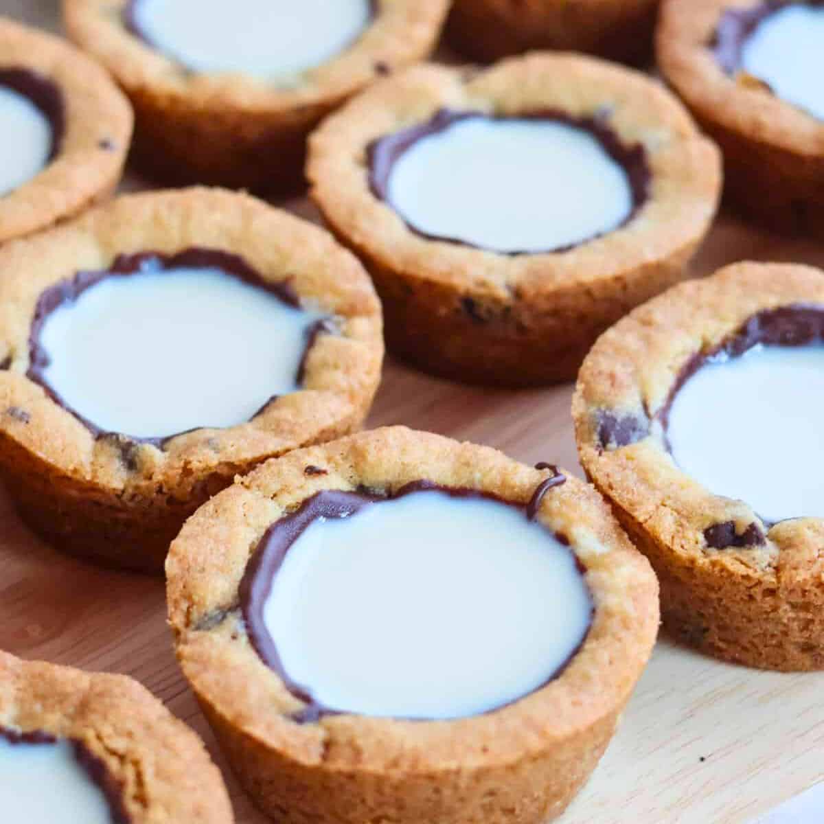 Cookies and Milk Shots - Golden Grace Kitchen