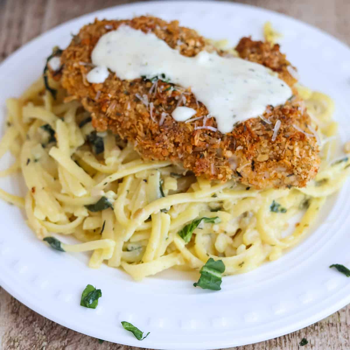 Chicken Fettuccine Alfredo Recipe - Golden Grace Kitchen
