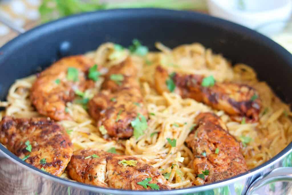 Pasta with Chicken and Garlic - Golden Grace Kitchen